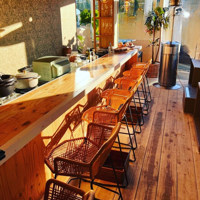 座席 : Phlox Local Market Bistro＆Marche - 逗子・葉山/ダイニングバー | 食べログ