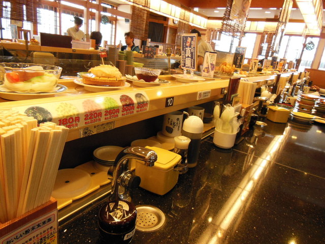 『花まるのなかでも美味いネタの産地が間近です』by めたぼ : 根室花まる 中標津店 （ねむろはなまる） - 中標津町その他/回転寿司 [食べログ]