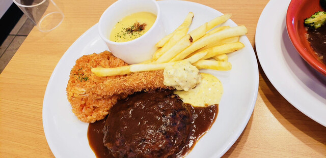 ガスト 飯塚若菜店 - 飯塚/ファミレス | 食べログ