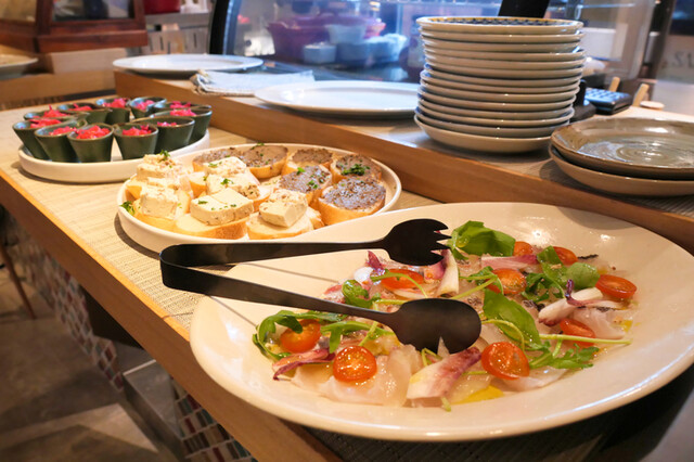 座席 : サケリア バンコ （Sakeria BANCO） - 神田/居酒屋 | 食べログ