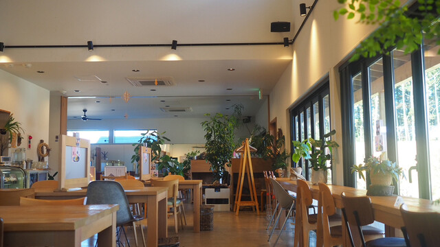 写真 : カフェアンドスペーストイロ （Cafe and Space TOIRO） - 中根/カフェ | 食べログ