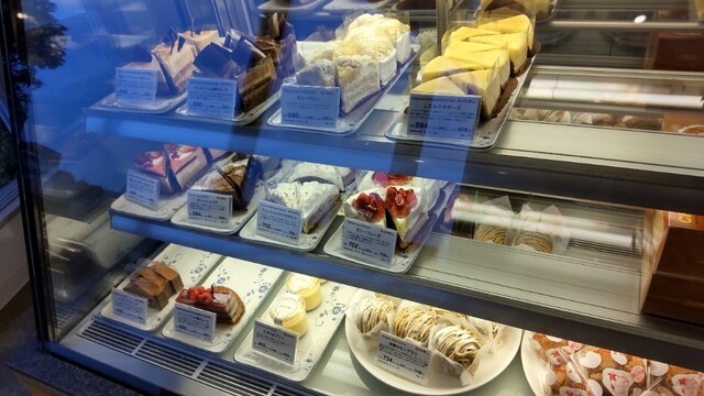 BASEL CAKE FACTORY （バーゼル ケーキ ファクトリー） - 西八王子/ケーキ | 食べログ