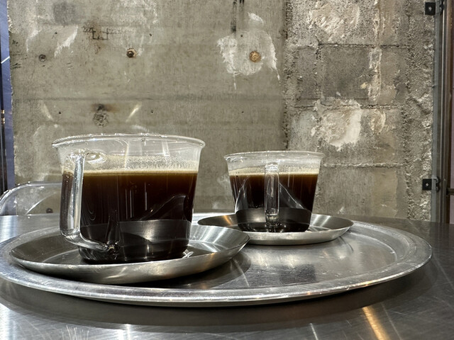 『モダンなコーヒースタンド』by 食べるポンポコリン : ON/OFF COFFEE CLUB （オノフ コーヒー クラブ） - 矢場町 ...