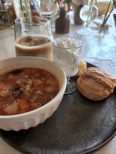 nur cafe （ヌア カフェ） - 新栄町/カフェ | 食べログ