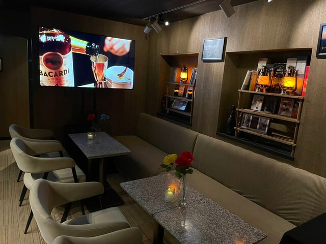 AKAMON （アカモン） - 神田/バー | 食べログ