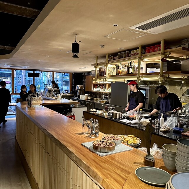 口コミ一覧 : Common cafe&music bar lounge （コモン） - 六本木/カフェ [食べログ]