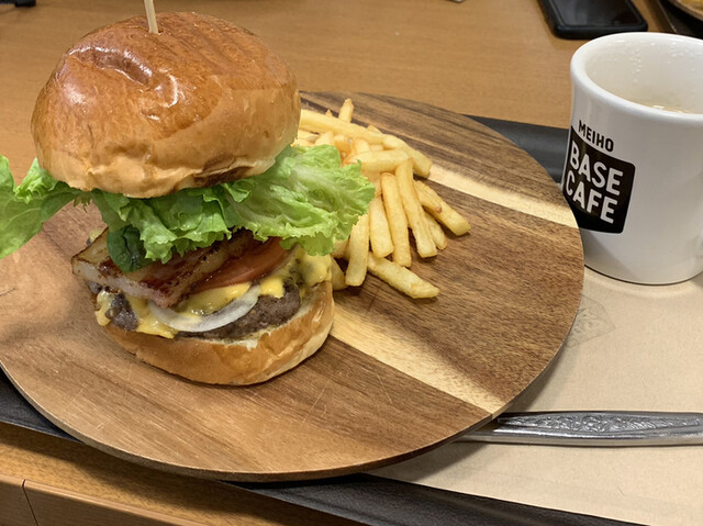 BASE CAFE （ベイス カフェ） - 郡上市その他/ハンバーガー | 食べログ