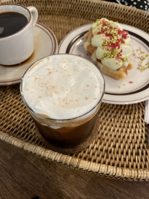 Cafe+82 小倉店 （カフェプラスハチニ） - 平和通/カフェ | 食べログ