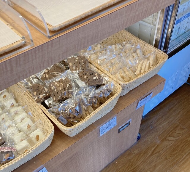 パン工房 小麦屋 天白店 - 植田（名古屋市営）/パン | 食べログ