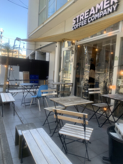 内観写真 : ストリーマー コーヒーカンパニー SHIBUYA （STREAMER COFFEE COMPANY） - 渋谷/カフェ | 食べログ
