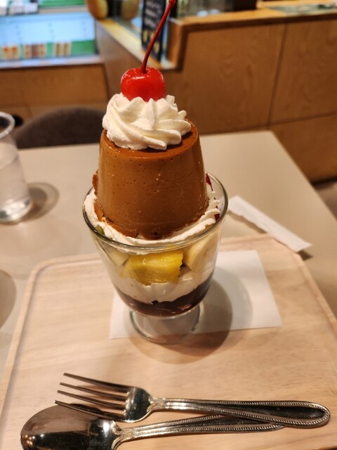 CAFE&BAR Mrs.fruits parlor SUN （カフェアンドバー ミセス フルーツ パーラー サン） - 練馬/カフェ/ネット ...