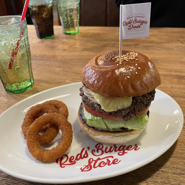 REDS' BURGER DINER - あすなろう四日市/ハンバーガー/ネット予約可 | 食べログ
