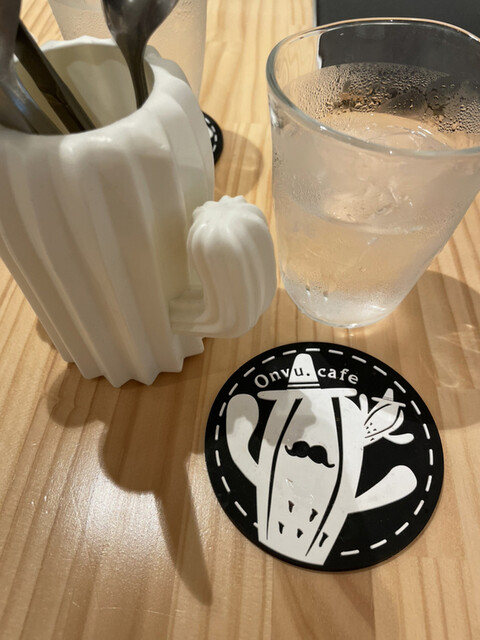 Onvu.cafe （オンヴゥカフェ） - 石橋阪大前/カフェ | 食べログ