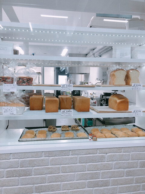 ATELIER DE PAN MARCHE （アトリエ ドゥ パン マルシェ） - 南部市場/パン | 食べログ