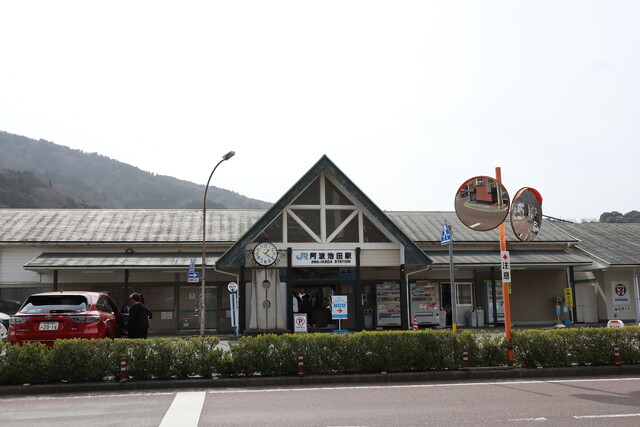 『阿波池田駅からすぐ、ジビエ料理が美味しいお店（^^）b』by 狸ののぐり : heso salon - 阿波池田/居酒屋 [食べログ]