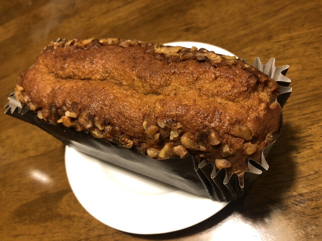 『絶品“バナナケーキ” ️』by bigstone-319 : ジミー 空港店 （Jimmy's） - 那覇空港/ケーキ [食べログ]