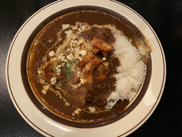 口コミ一覧 : woof curry （ウーフ カレー） - 長谷/カレー [食べログ]