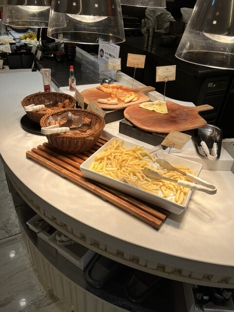 『イオンモール岡山でバイキング』by カロン0810 : ザ・セントラルビュッフェ イオンモール岡山店 （THE CENTRAL BUFFET ...