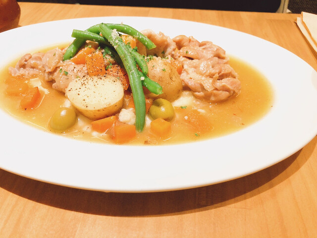 『コスパ高くてボリュームあるビストロの人気店』by MASAKI NASA : Aux Delices de Dodine 東京ミッドタウン ...