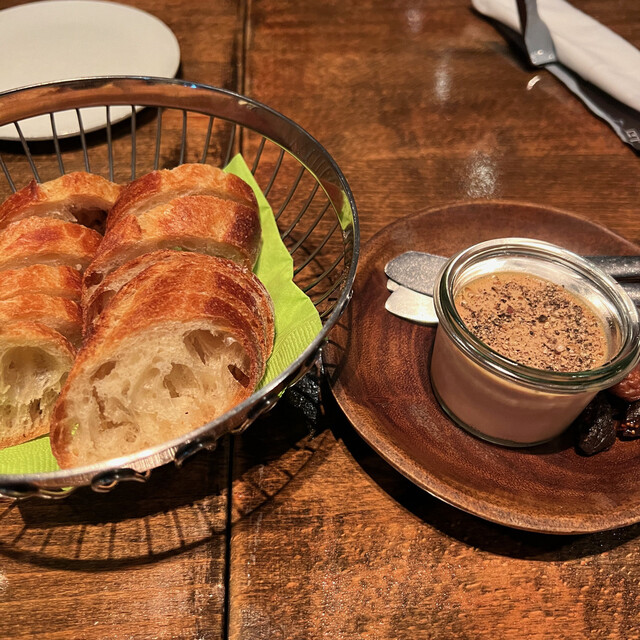 by 東京ふらふら : Le Bonze （ルボーズ） - 東銀座/ビストロ [食べログ]