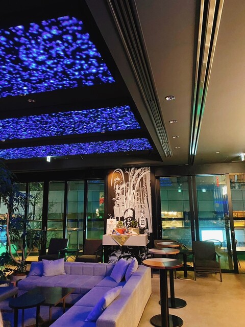 CANVAS LOUNGE produced by P.C.M. （キャンバス ラウンジ プロデュースド バイ ピー シー エム） - 日比谷 ...