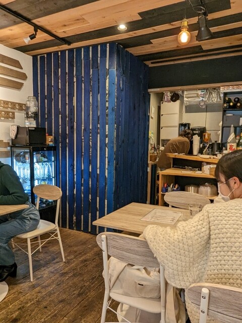 Atari gallery&cafe - 高円寺/カフェ/ネット予約可 | 食べログ