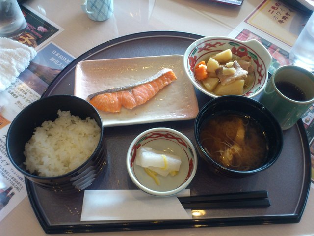 『再訪：あれれ？何年経っても、アーリーバードの朝食しか食べて無いなぁ(笑) ヾ(＠⌒∇⌒＠)ﾉ彡☆』by くるのすけ : 樽前カントリークラブ ...