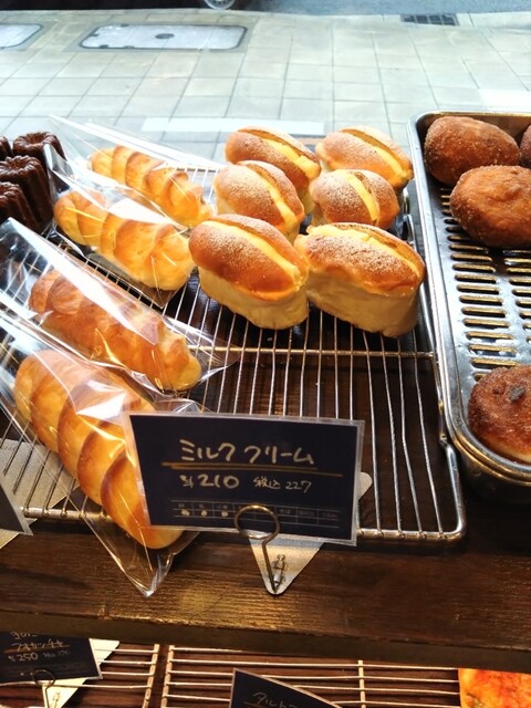 料理写真 2ページ目 : ブーランジュリー パリゴ （Boulangerie parigot） - 四天王寺前夕陽ケ丘/パン | 食べログ