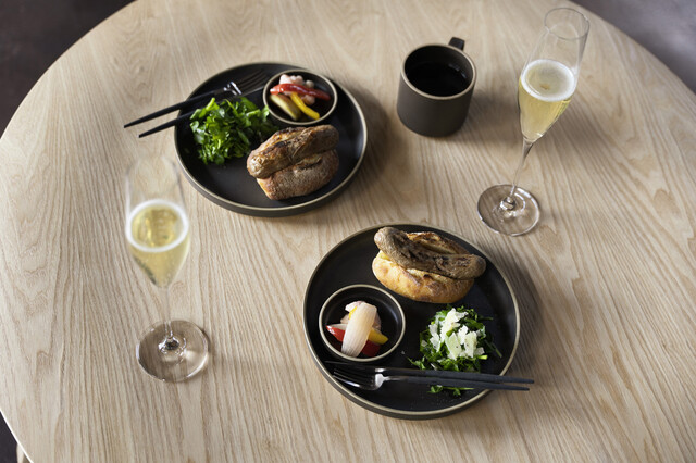 7c store&lounge （セブンシー ストアアンドラウンジ） - 河口湖/ワインバー | 食べログ