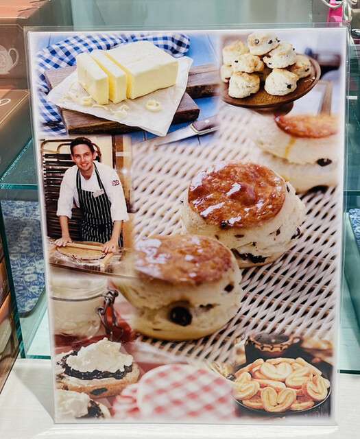 『口の中で溶けてゆくようななめらかスコーン』by ひがっさい : デメララ・ベーカリー （Demerara Bakery） - 新宿/洋菓子 ...