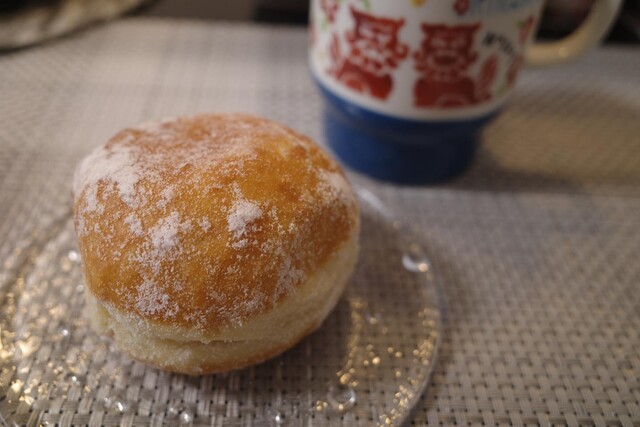 MILK DO dore iku? （ミルク ド ドレイク？） - 二十四軒/ドーナツ | 食べログ