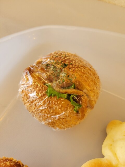 SUMOMO BAKERY 大阪門真店 （スモモ ベーカリー） - 古川橋/パン | 食べログ