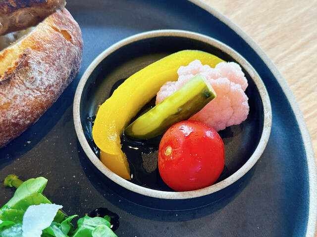 7c store&lounge （セブンシー ストアアンドラウンジ） - 河口湖/ワインバー | 食べログ