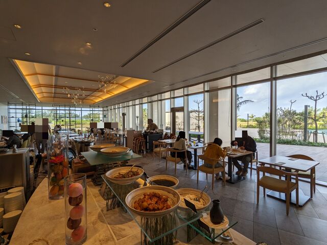 オールデイダイニング アマハジ - 本部町/ビュッフェ | 食べログ