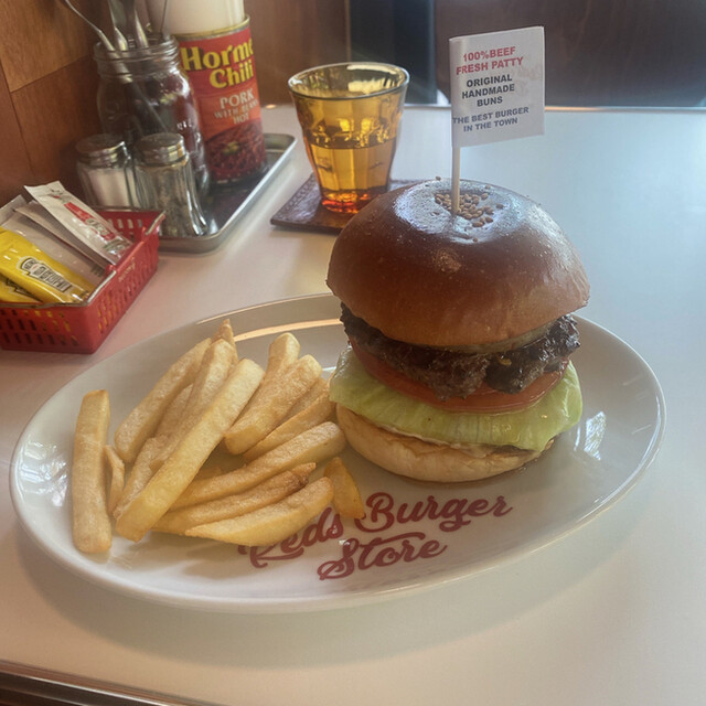 REDS' BURGER DINER - あすなろう四日市/ハンバーガー/ネット予約可 | 食べログ