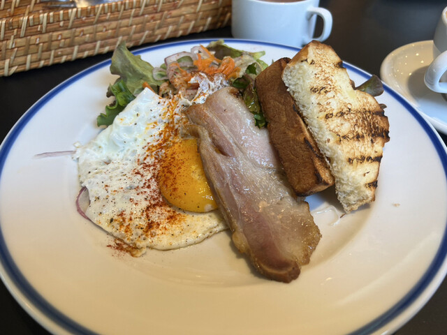 The LOAF Cafe （ザ・ローフカフェ） - 石橋阪大前/カフェ/ネット予約可 | 食べログ
