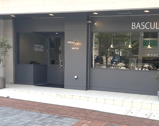 外観写真 : BASCULE （バスキュール） - センター南/ケーキ | 食べログ