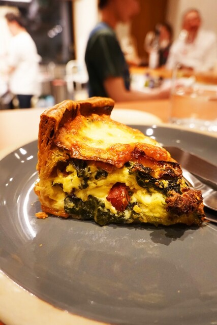 ワインと食事ブッファ （Bufa） - 国際センター/ワインバー | 食べログ