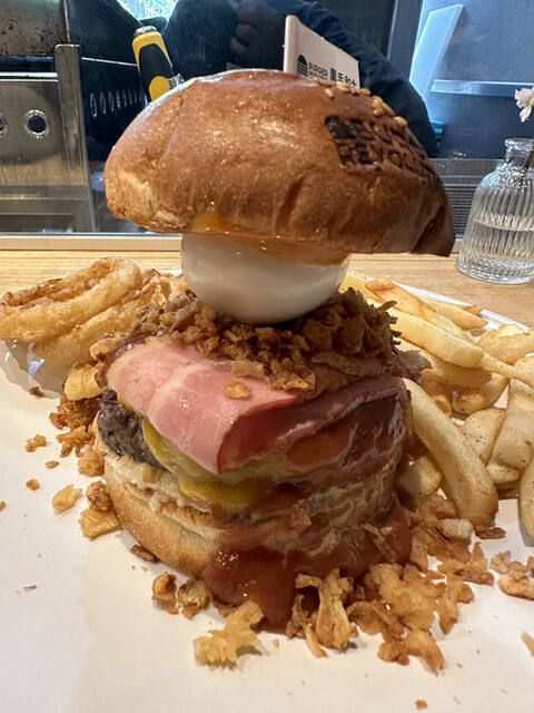 BURGER REVOLUTION KYOTO - Omiya/Hamburger | Tabelog