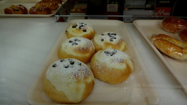 『田舎のパン屋』by 普通に美味しいものが食べたい人 : 田中パン店 - 城崎温泉/パン [食べログ]