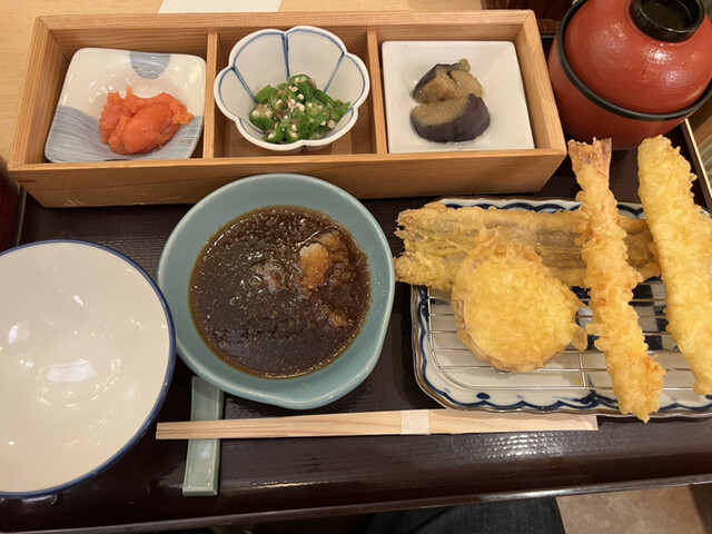 えびのや KITTE博多店 - 博多/天丼 | 食べログ