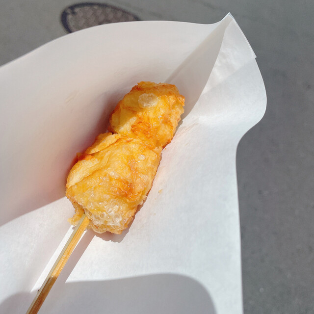 『大人気の湯葉チーズ 』by 腹ぺこパー子 : 京都嵐山 湯葉チーズ本舗 本店 - 嵐山（京福）/揚げ物 [食べログ]