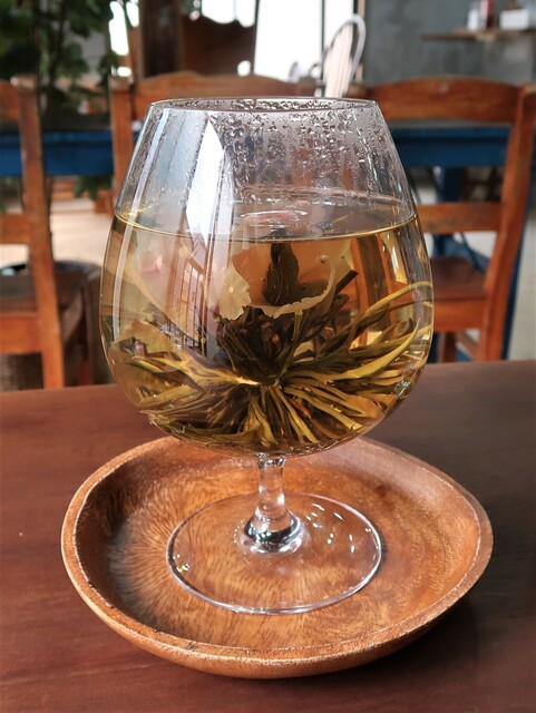 BOM CAFE （ボムカフェ） - 新大久保/カフェ | 食べログ