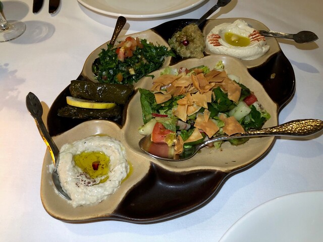 AL NAFOURA LEBANESE RESTAURANT （アル ナフォウラ レバネーゼ レストラン） - ジャカルタ/中東料理 | 食べログ