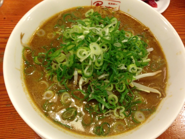 『大阪では珍しいカレーラーメン専門店 その実力は⁈』by コージーパパ : ミスター パピー - 南森町/ラーメン [食べログ]