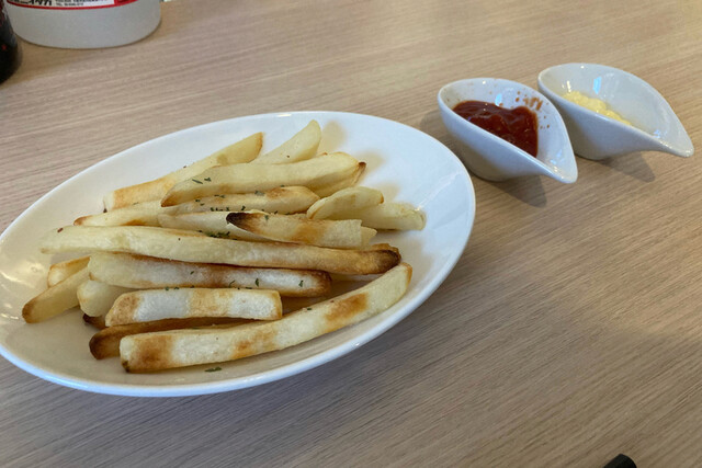 BAR UDAN （バー ウダン） - 小川町/スポーツバー/ネット予約可 | 食べログ