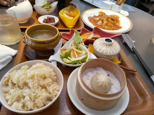 YASUKO'S KITCHEN （ヤスコ キッチン） - 三宮（神戸市営）/中華料理/ネット予約可 | 食べログ