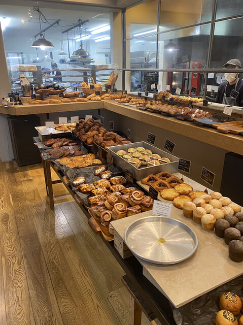 『人気のパン屋さん』by ばたぁろーる : THE BAKERS LOAF （ザベイカーズローフ） - 湯田温泉/パン [食べログ]