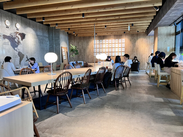 内観写真 : hara cafe ザ・ファインタワー大手前店 （ハラカフェ） - 天満橋/カフェ | 食べログ