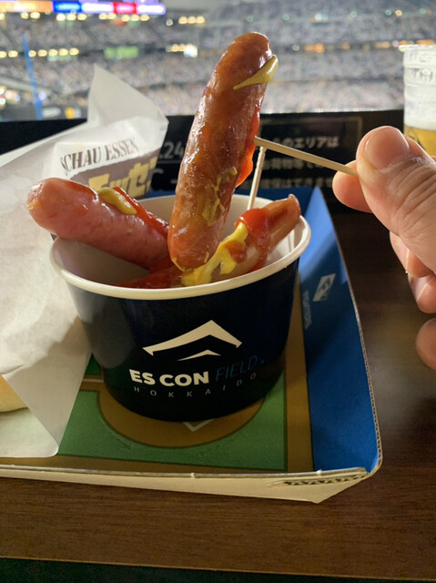 ES CON FIELD HOKKAIDO （エス コン フィールド ホッカイドウ） - 北広島/その他 | 食べログ